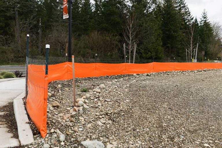 Hi-Visibility Fencing: Increase Safety and Security | The Bag Lady